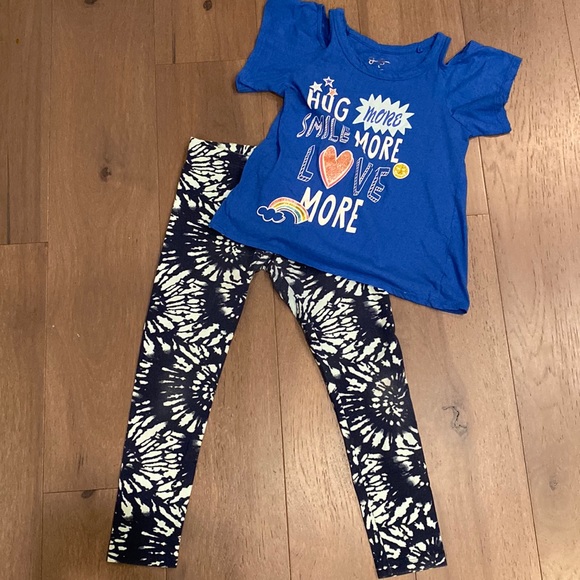 Jessica Simpson | Shirts & Tops | Hug More Outfit | Poshmark